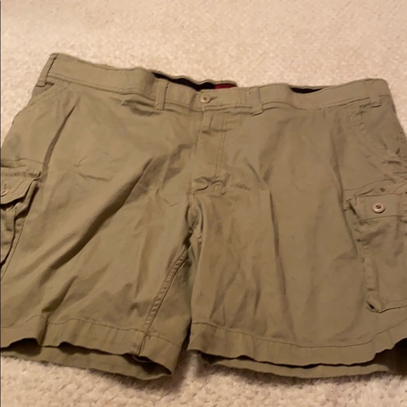 The Foundry Supply Co Shorts Foundry Cargo Shorts Size 52 Poshmark